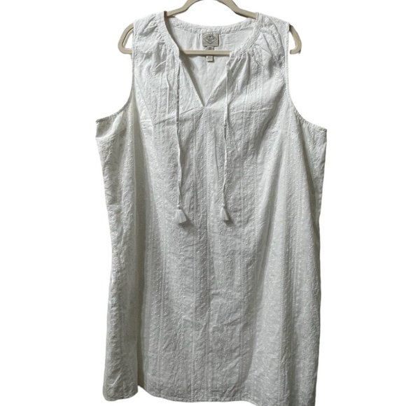 St. John's Bay | Dresses | Nwot St Johns Bay White Floral Embroidered ...